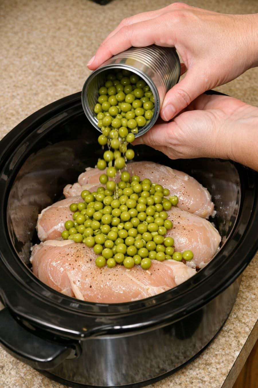 Slow Cooker Creamy Chicken & Peas - Cooking Recipes